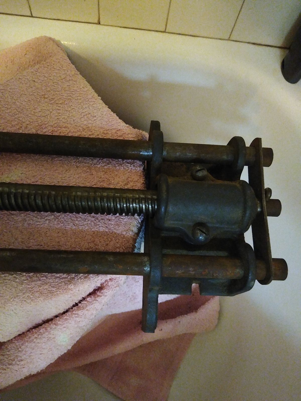 Clean up my VISE!!! - General Woodworking - The Patriot Woodworker