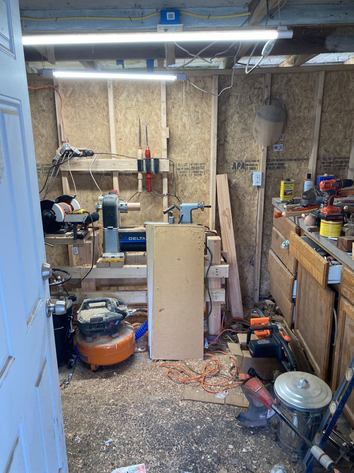 Small shed shop..... - Show Us Your Woodworking Shops - The Patriot ...